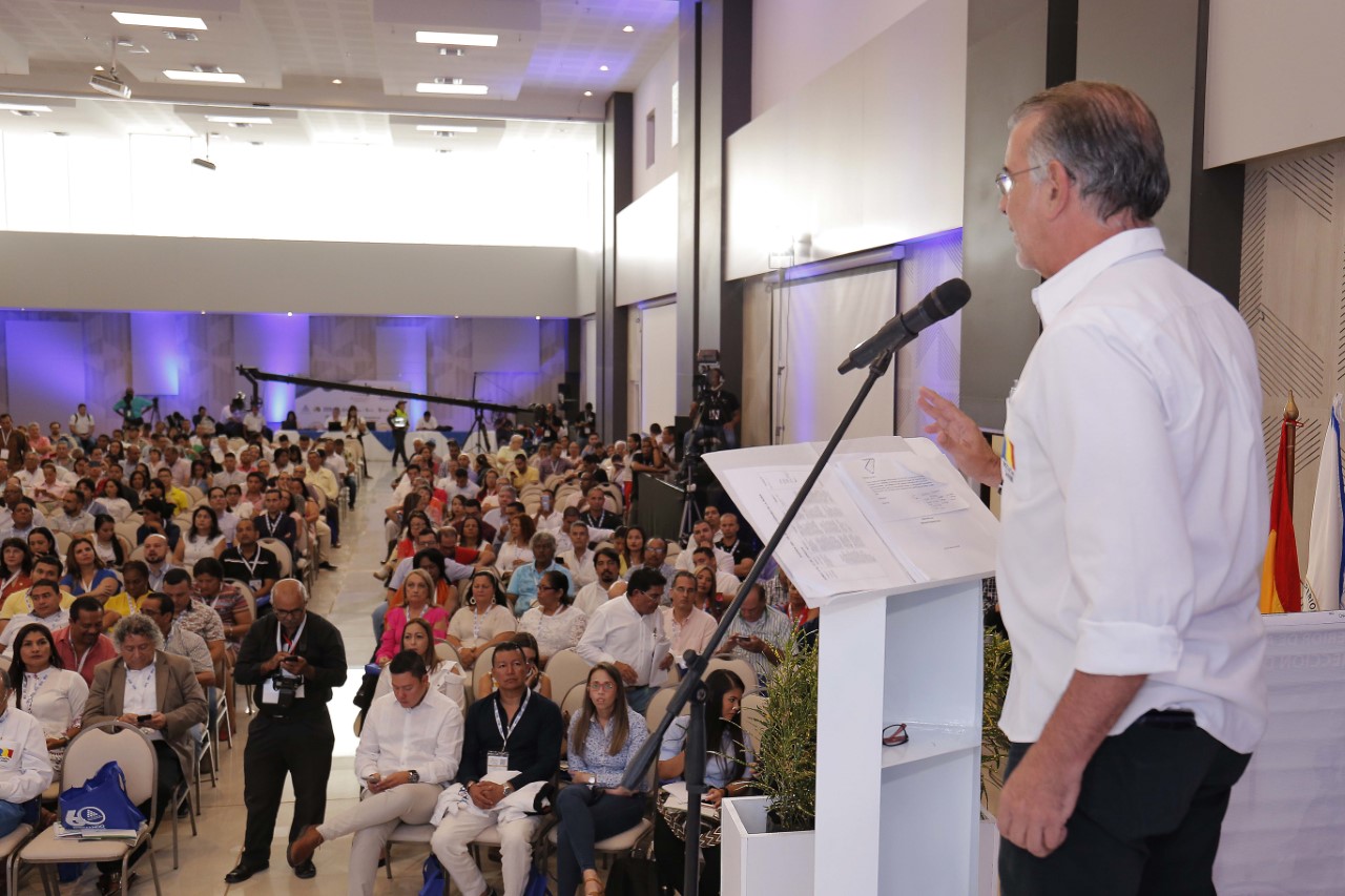 Barranquilla: Priorizando 10 temas presidenciales instalan Foro del ...