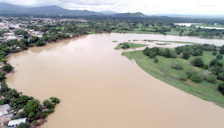 El río Sinú está a punto de desbordarse, hay riesgo de inundaciones en ...