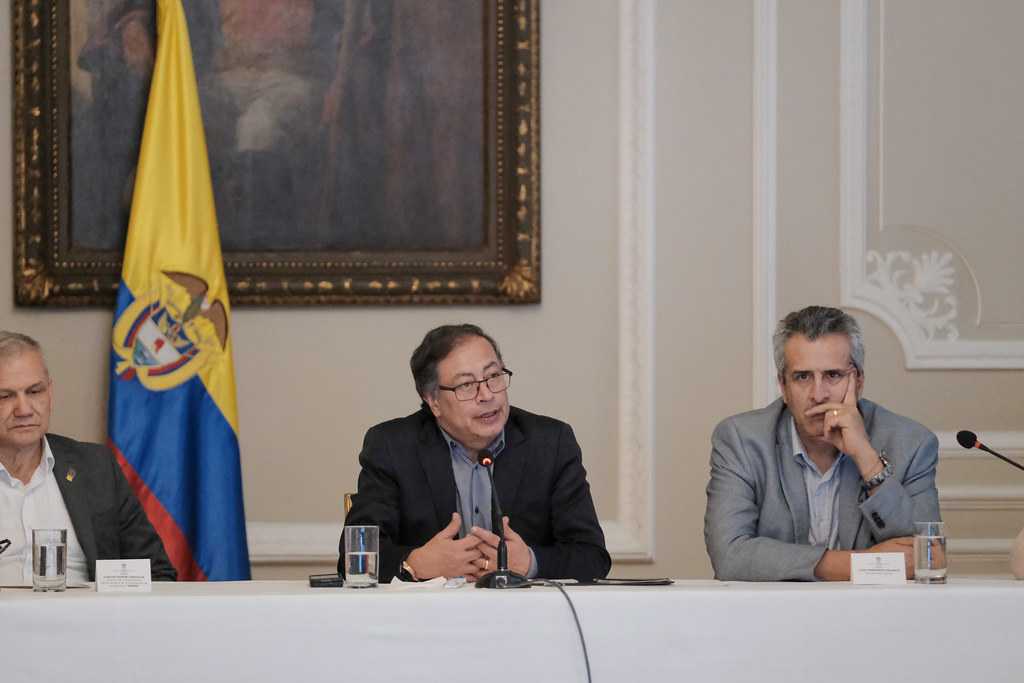 “Nuestro objetivo es bajar las cifras de masacres y lograr la paz”: Petro “Nuestro objetivo es bajar las cifras de masacres y lograr la paz”: Petro