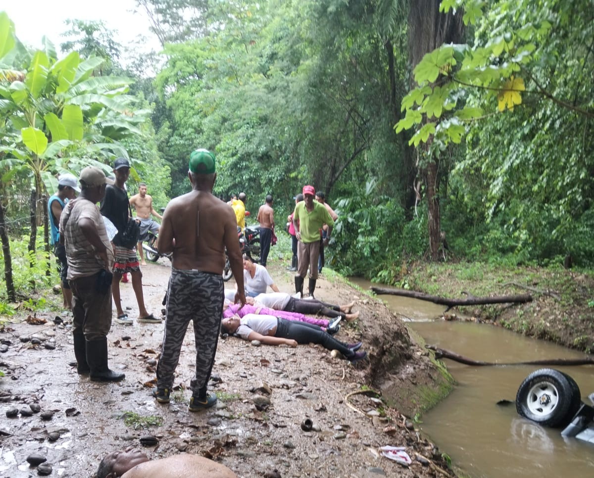 Cinco personas mueren ahogadas tras accidente de brigada médica en Dibulla