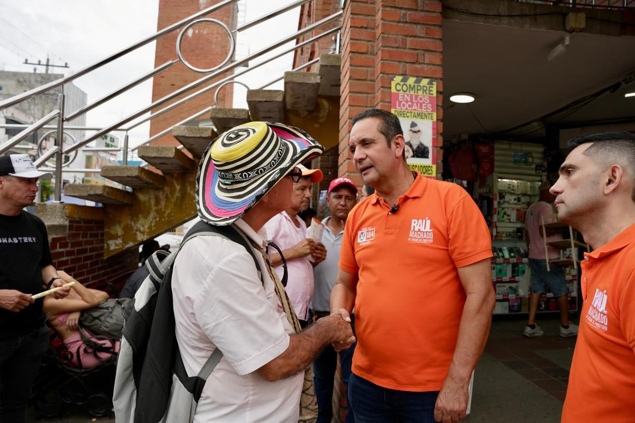 Candidato Raúl Machado llevó sus propuestas a comerciantes y ...